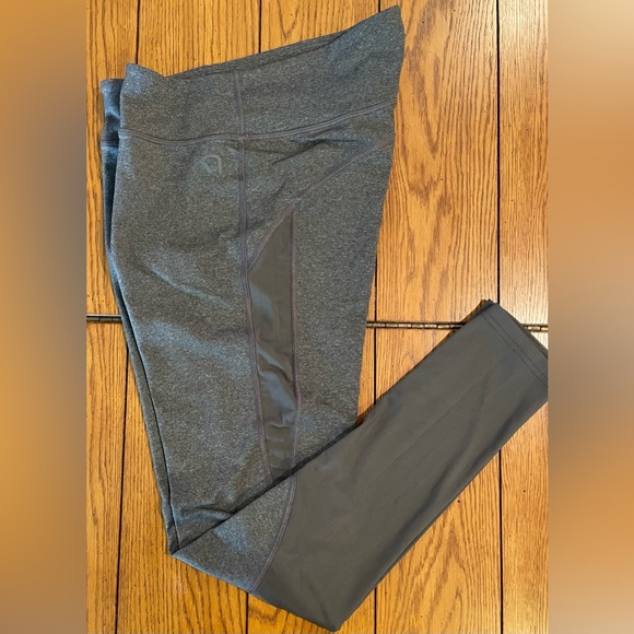 Kari Traa | Pants & Jumpsuits | Guc Kari Traa Grey Leggings Size ...